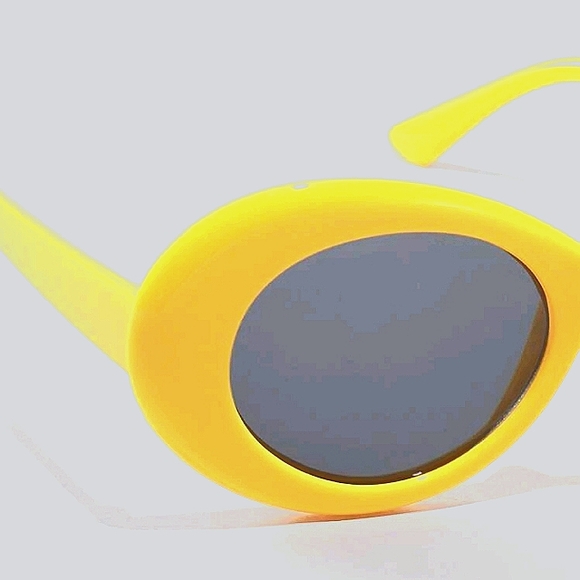 Accessories | Yellow Kurt Cobain 9s Clout Goggles Nwt | Poshmark
